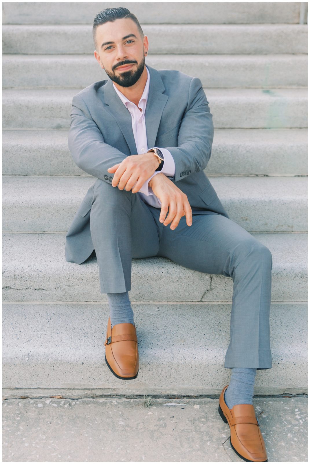 Engagement Session Outfit Tips for Guys - Matlock and Kelly